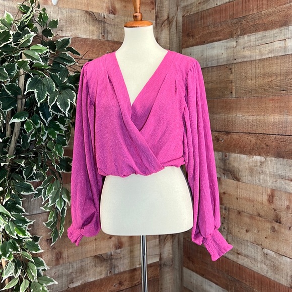 Flying Tomato | Tops | Flying Tomato Berry Pink Vneck Balloon Sleeve ...